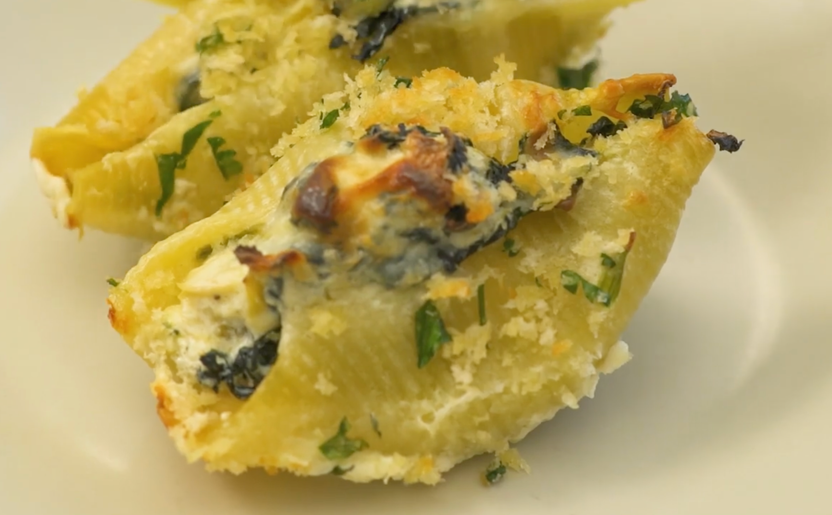 Artichoke, Spinach, & Chicken Stuffed Shells – Big Horn Olive Oil